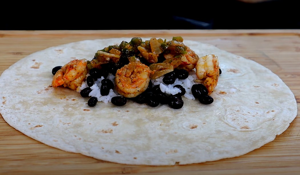 Easy Shrimp Burrito Recipe - Perfect for Weeknight Dinners